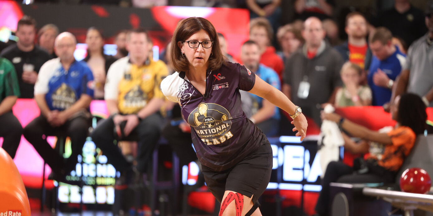 Liz Johnson Leads PBA50 Petraglia Championship | PBA